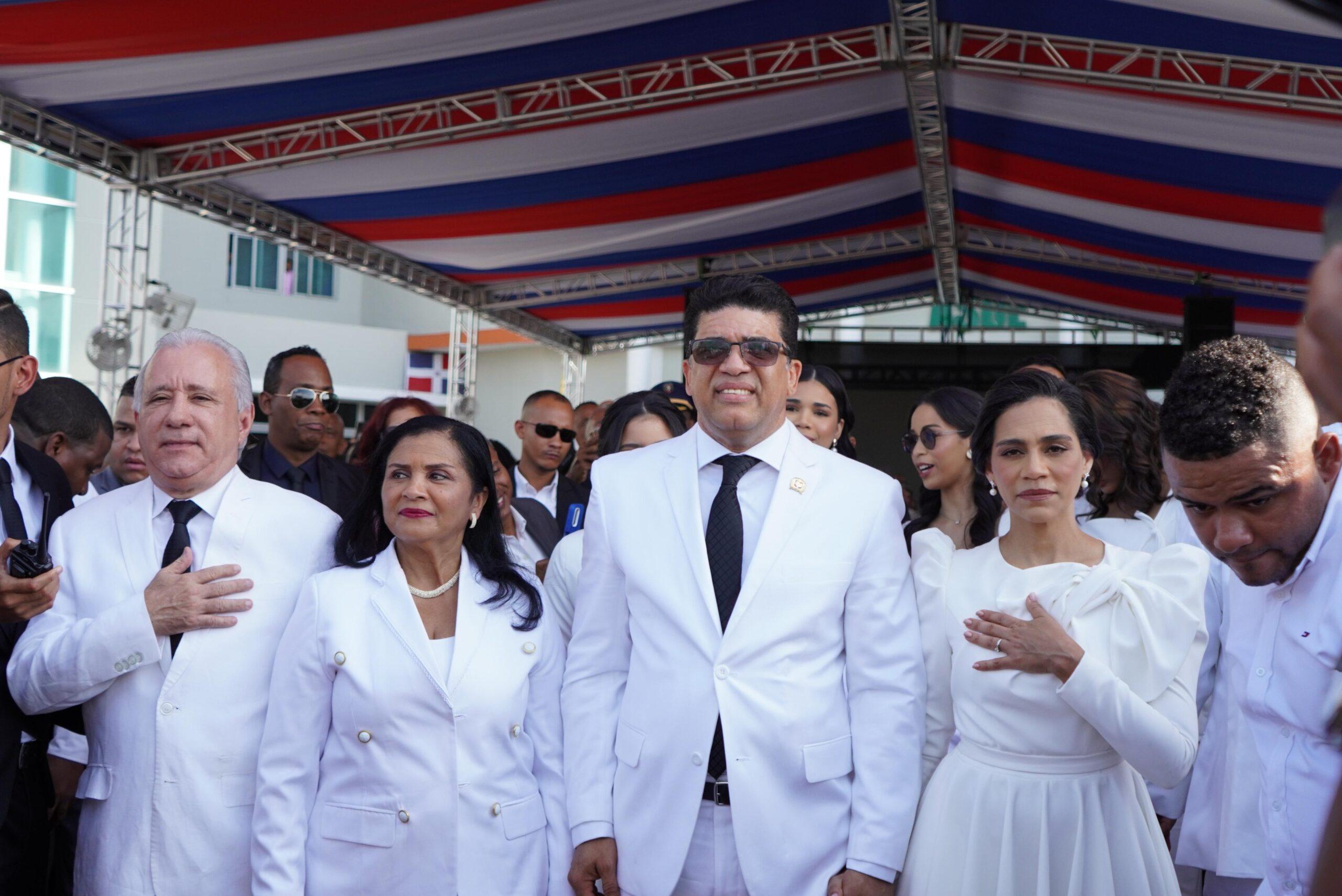 Dío Astacio asume como alcalde de Santo Domingo Este